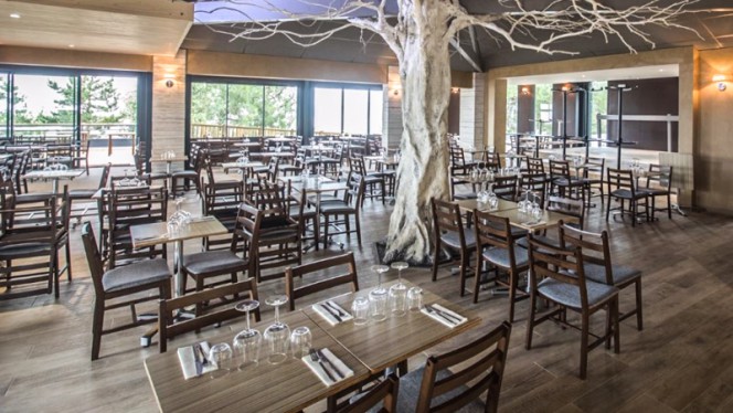 Le Cap - Restaurant, 55 Boulevard de l'Ocean, 44250 Saint-Brevin-les ...