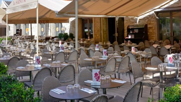Le Saint M - Restaurant, 34 Cour Saint-Émilion 75012 Paris - Adresse ...