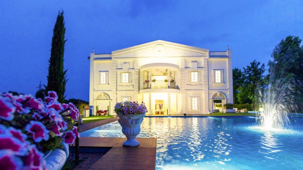 Villa ReNoir in Legnano - Restaurant Reviews, Menu and Prices - TheFork