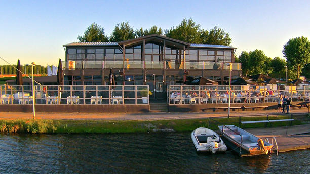 VIEW Almere in Almere - Menu, openingstijden, prijzen, adres van ...