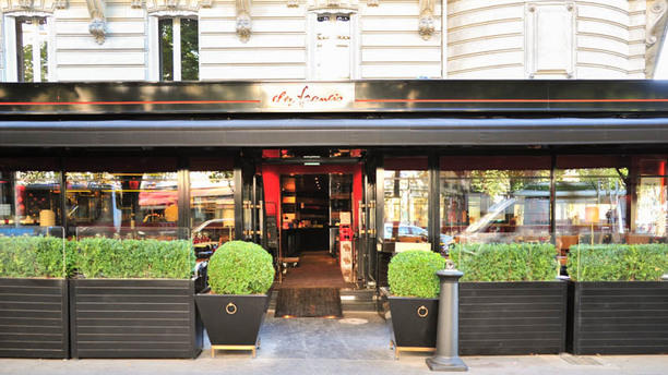 Chez Francis - Restaurant, 7 Place de l'Alma 75008 Paris - Adresse, Horaire
